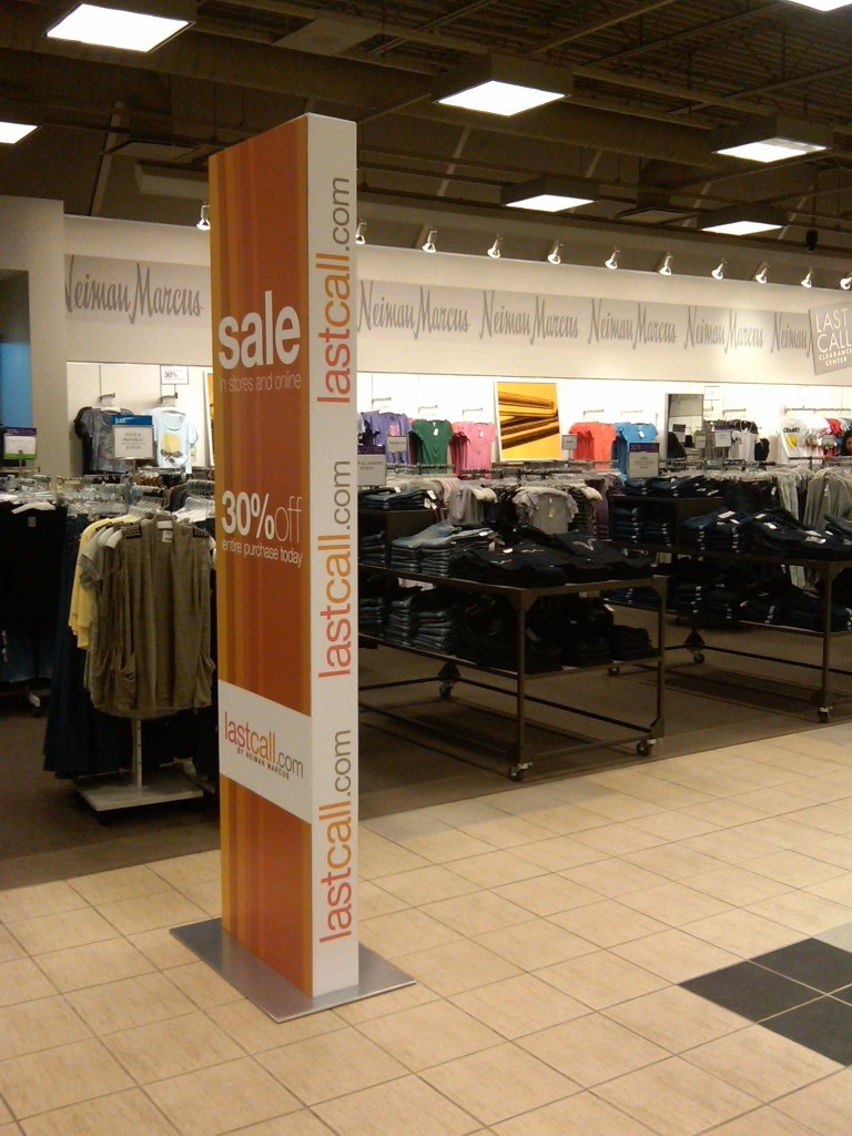 37-retail instore laRGE FORMAT PRINTING NEIMANS