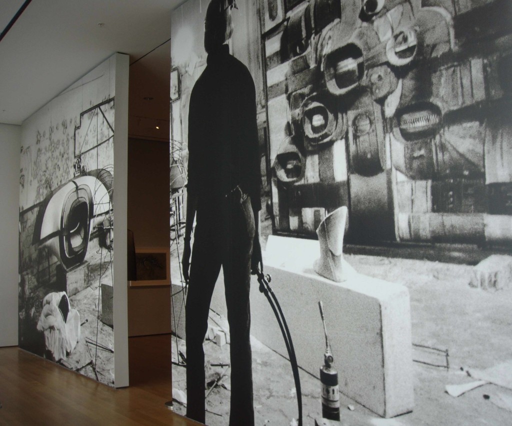 9-museum exhibit murals vinyl adhesive installation -moma bentac